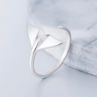 Sterling Silver Whale Tail Ring - Passport Ocean
