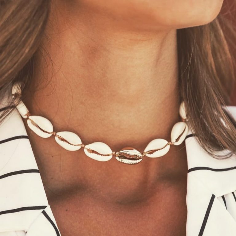 "Tonga" Silver Whale Tail Necklace - Passport Ocean
